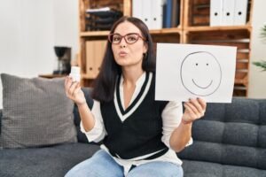 Do You Have Smile Anxiety? How to Overcome Your Fear of Smiling ...